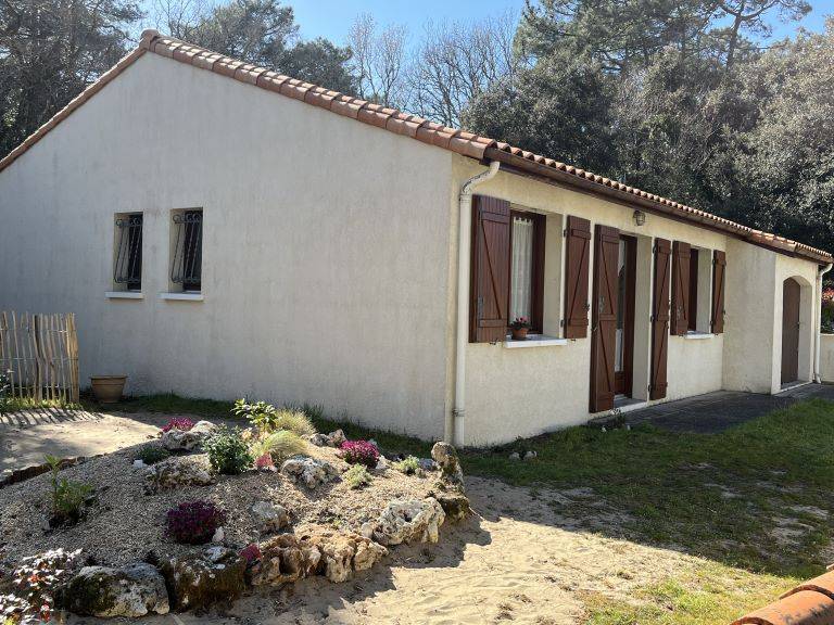 90 M² House ∙ 3 Bedrooms ∙ 6 Guests - La Palmyre