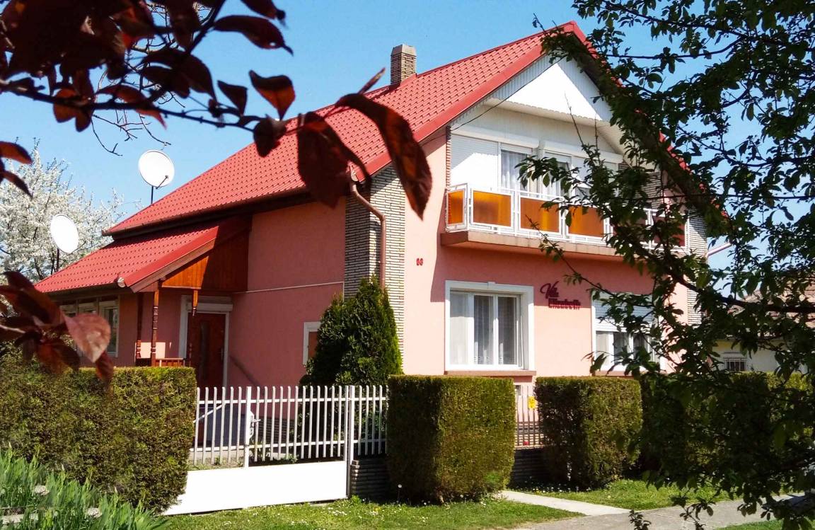 200 M² Huis ∙ 5 Slaapkamers ∙ 11 Gasten - Badacsonytomaj