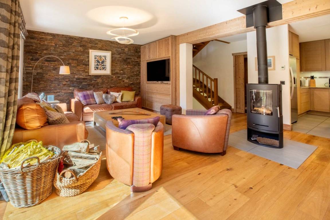 250 M² Chalet ∙ 5 Bedrooms ∙ 10 Guests - Méribel