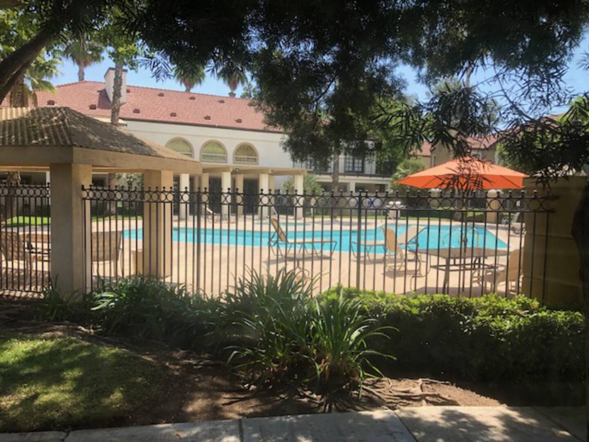 116 平方米 公寓大樓 ∙ 2客房 ∙ 3客人 - 弗雷斯諾