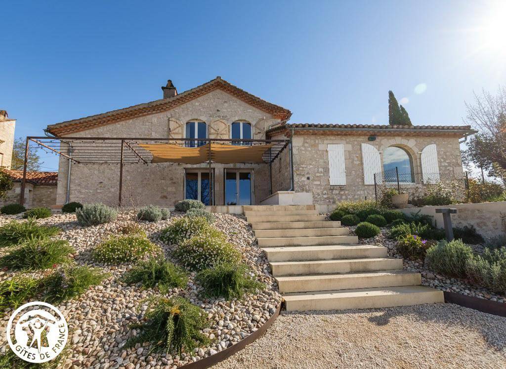 300 M² Gîte ∙ 5 Bedrooms ∙ 10 Guests - Cahors