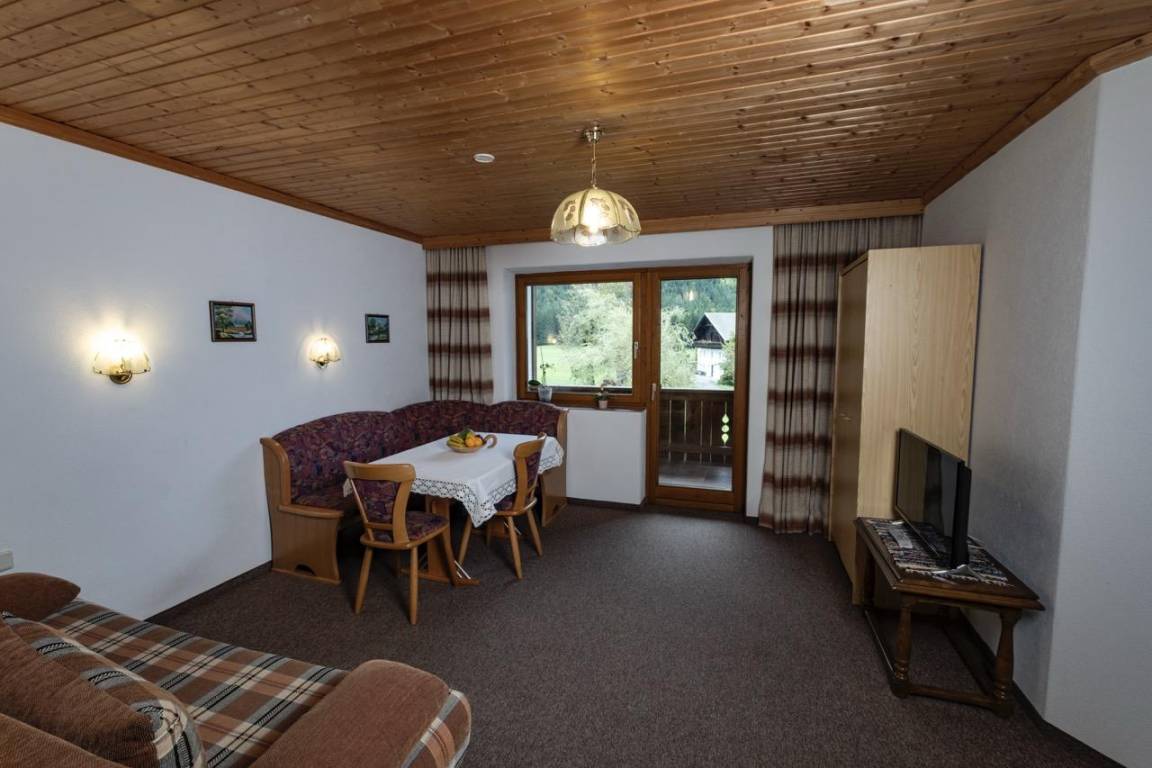 55 M² Ferienwohnung ∙ 1 Schlafzimmer ∙ 4 Gäste - Mittenwald