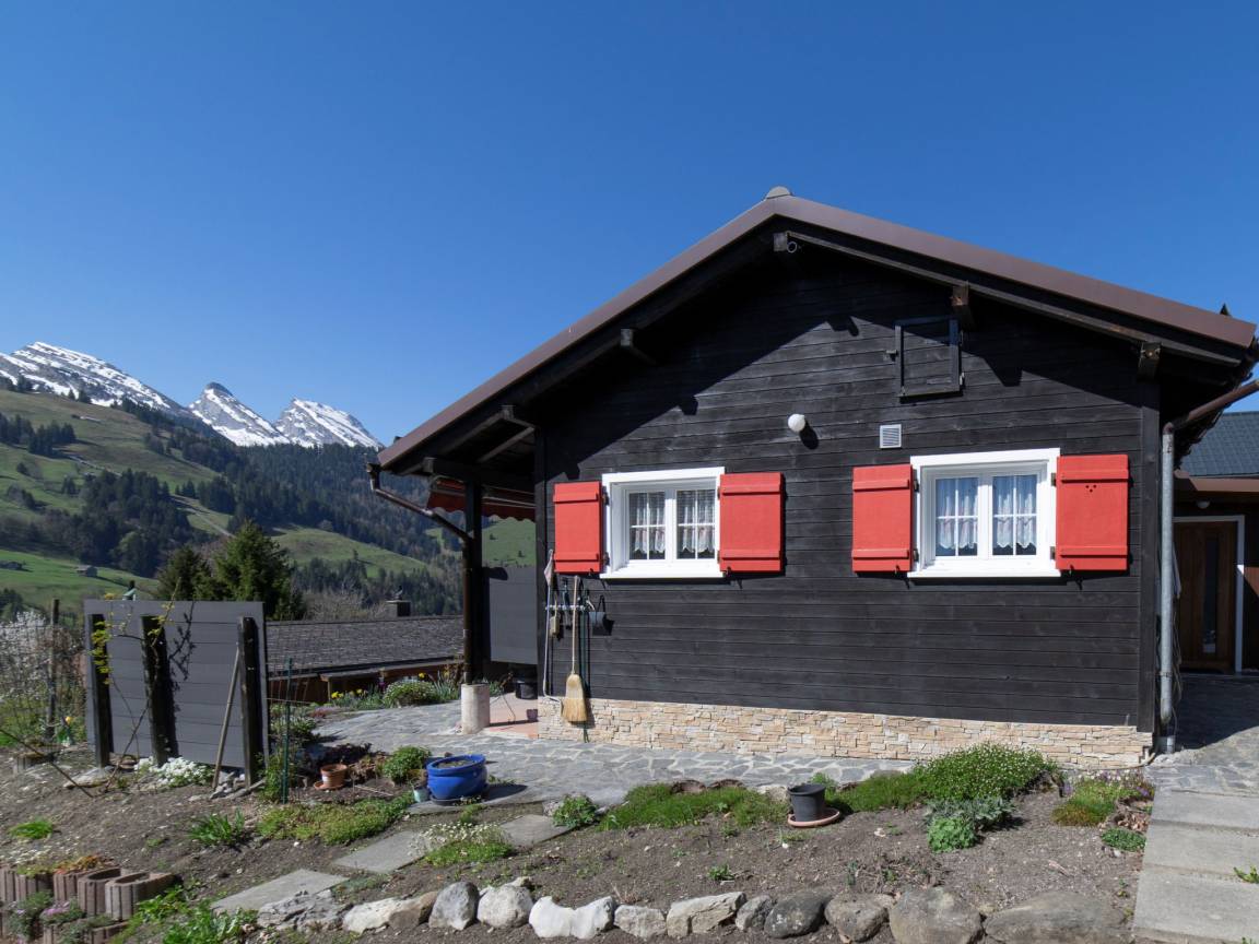 65 M² Ferienhaus ∙ 2 Schlafzimmer ∙ 4 Gäste - Wildhaus