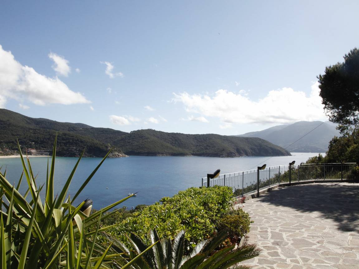 75 M² Casa ∙ 2 Habitaciones ∙ 6 Huéspedes - Portoferraio