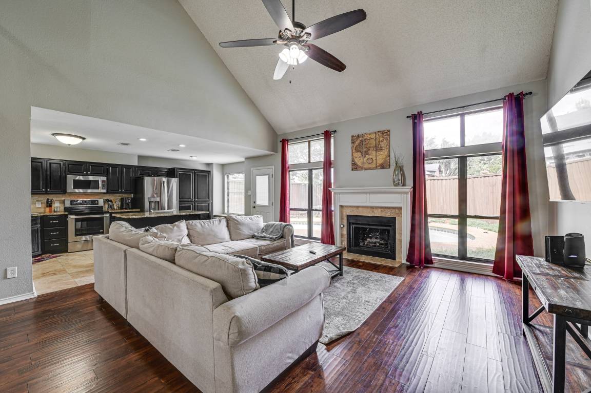 230 M² Casa ∙ 4 Habitaciones ∙ 12 Huéspedes - Carrollton, TX