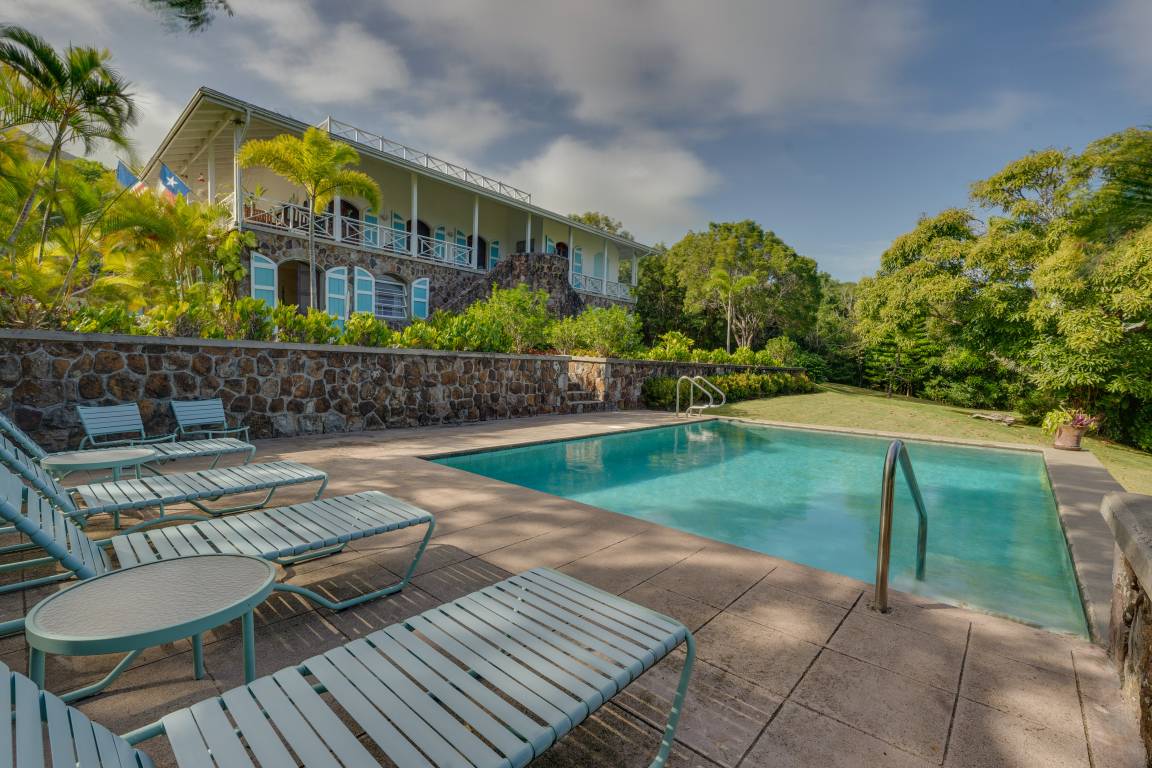 250 M² House ∙ 4 Bedrooms ∙ 8 Guests - Saint Kitts and Nevis