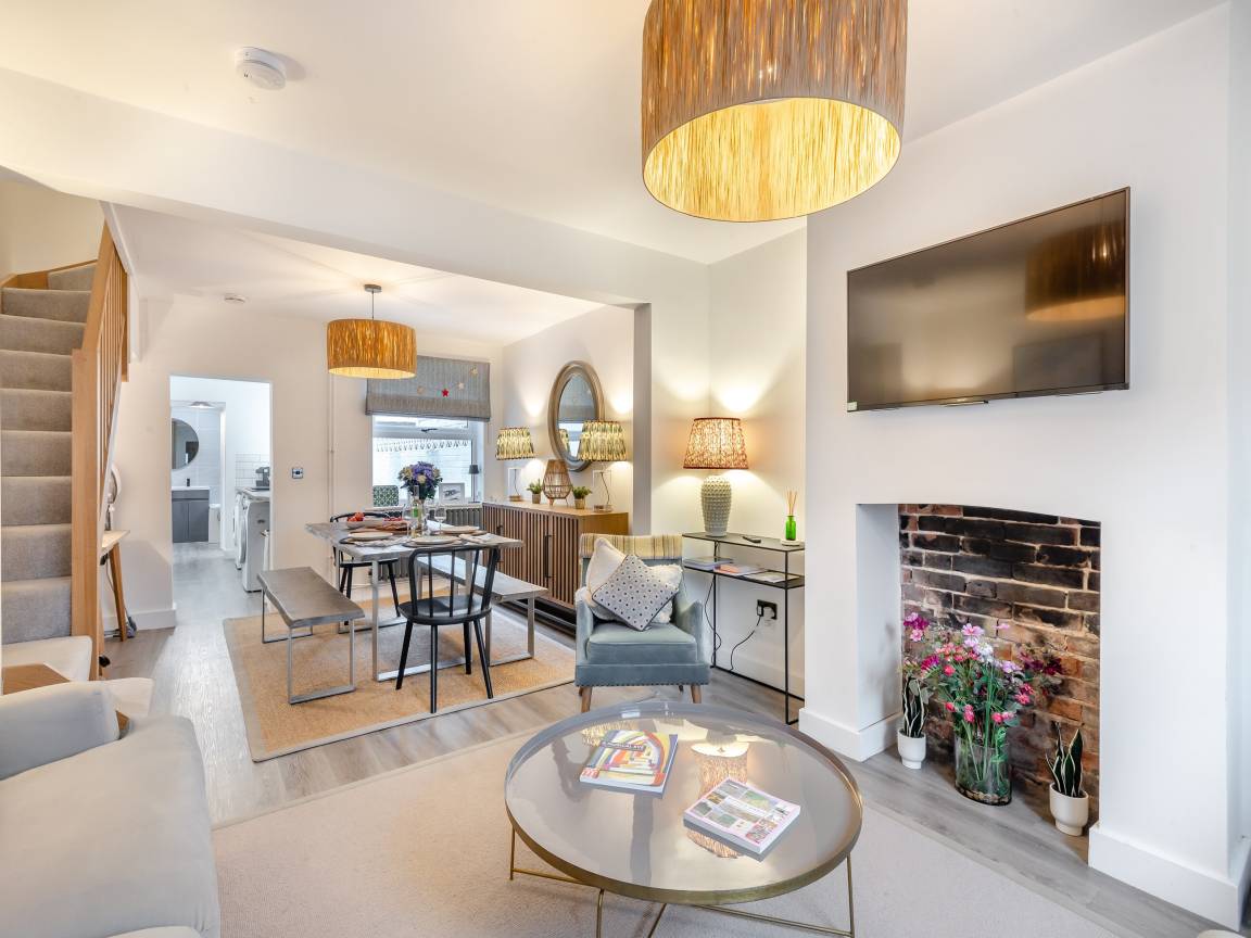 Cottage ∙ 3 Bedrooms ∙ 5 Guests - Lowestoft