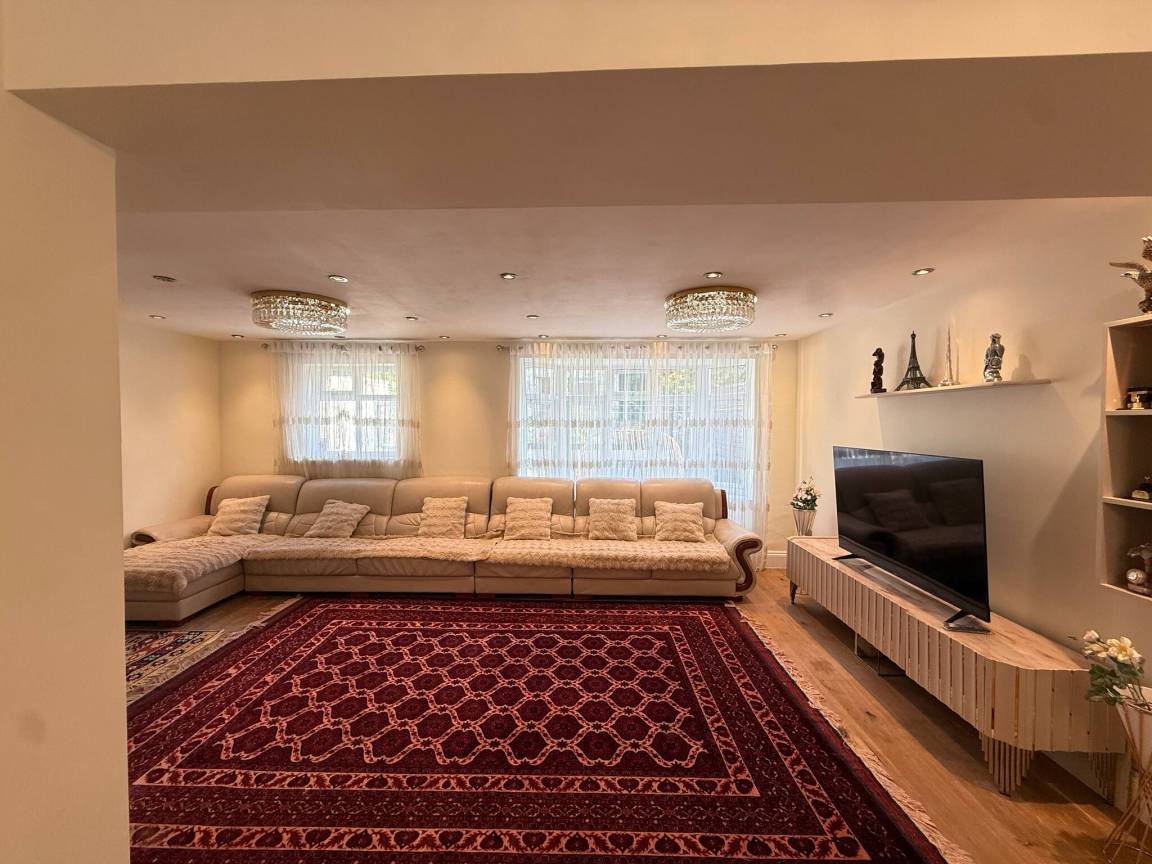 House ∙ 3 Bedrooms ∙ 7 Guests - London, UK