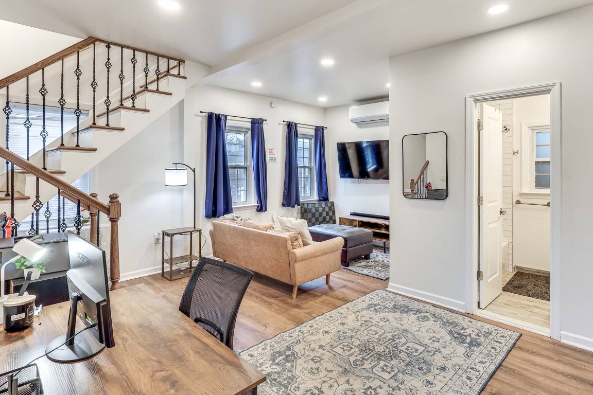 91 M² Talo ∙ 2 Makuuhuonetta ∙ 4 Vierasta - New York City