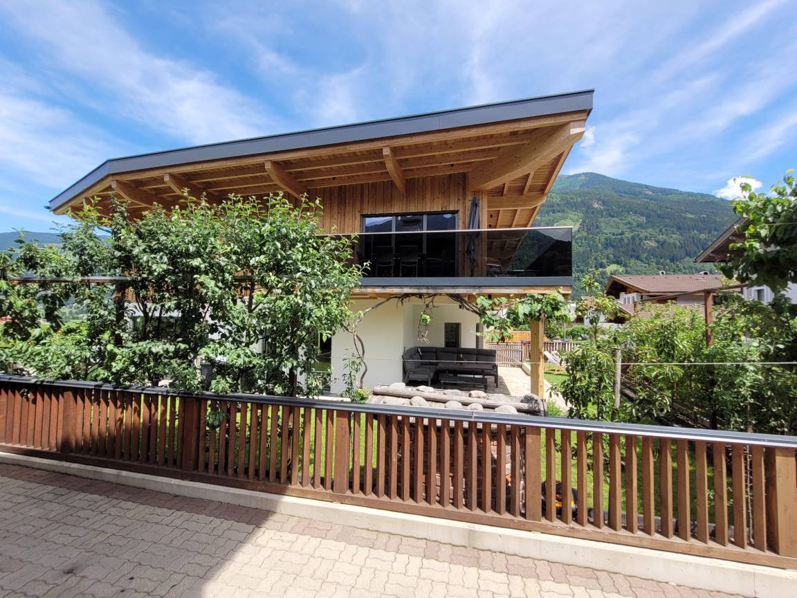 70 M² Ferienwohnung ∙ 2 Schlafzimmer ∙ 7 Gäste - Zillertal