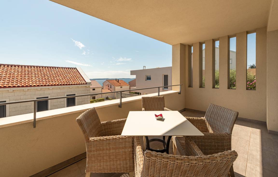 92 M² Appartamento Vacanza ∙ 1 Camera Da Letto ∙ 2 Ospiti - Verchè