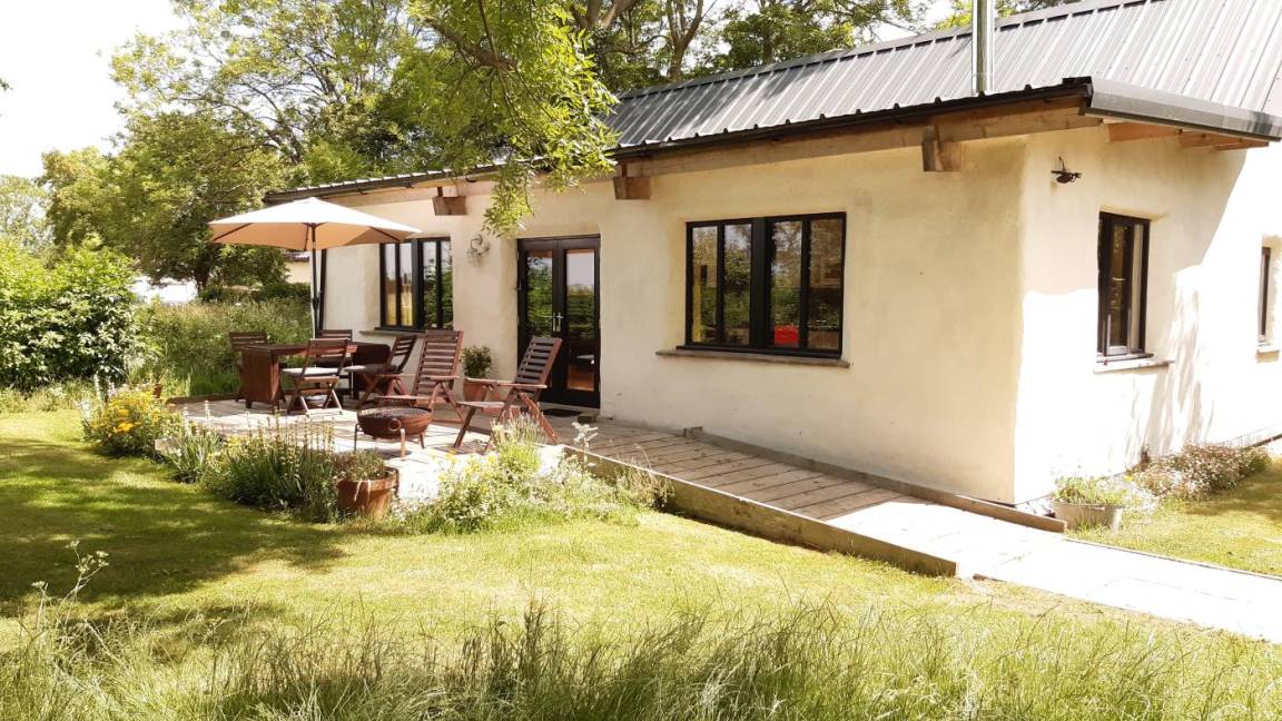 House ∙ 2 Bedrooms ∙ 4 Guests - Stowmarket