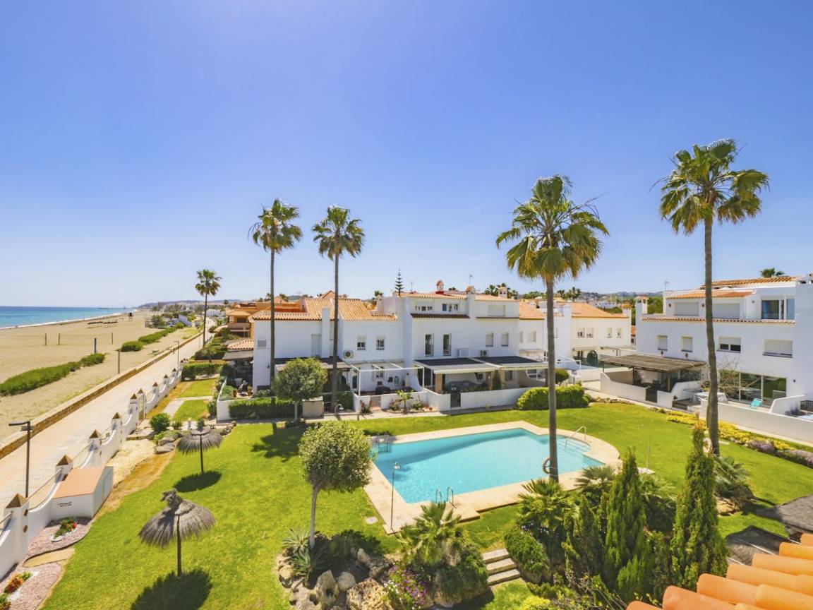 244 M² House ∙ 5 Bedrooms ∙ 10 Guests - Manilva