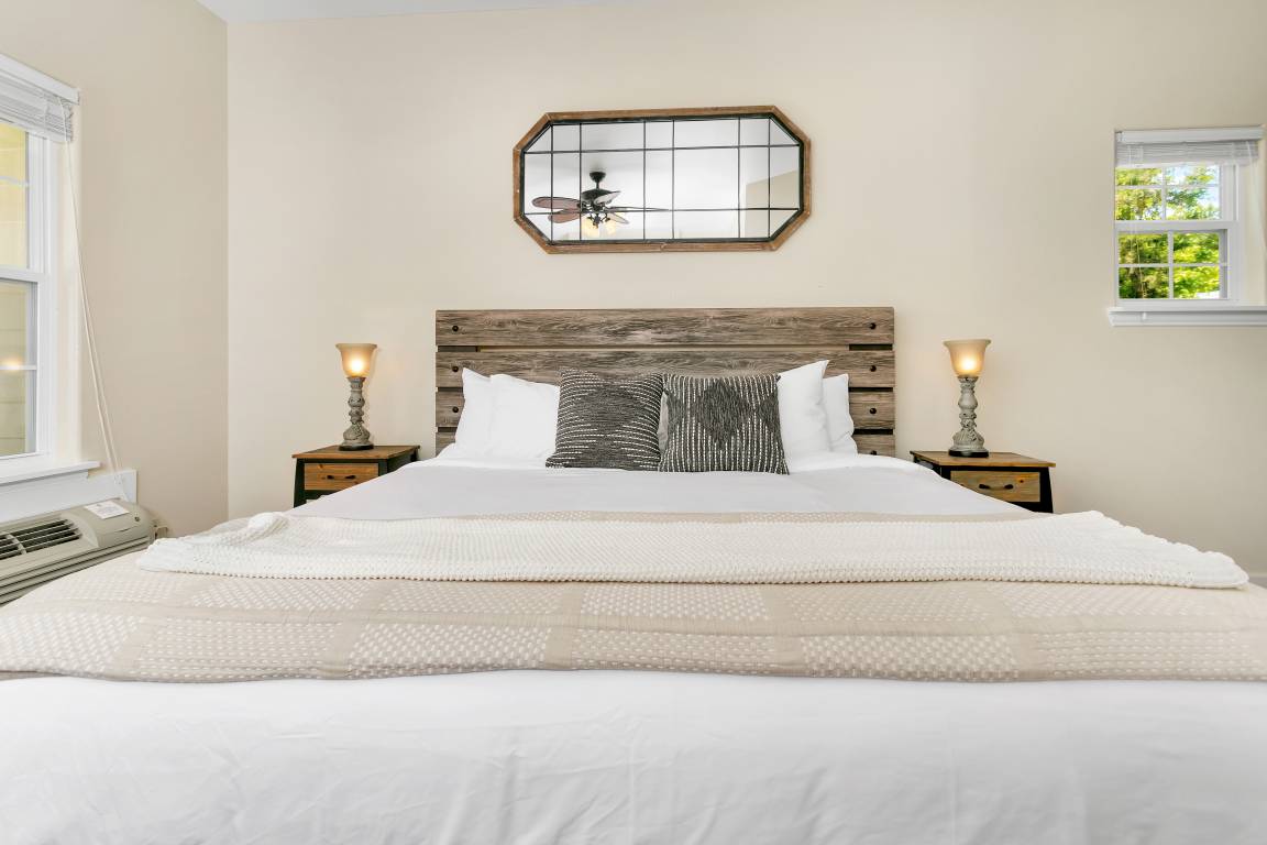 Apartment ∙ 1 Bedroom ∙ 2 Guests - Fredericksburg, TX