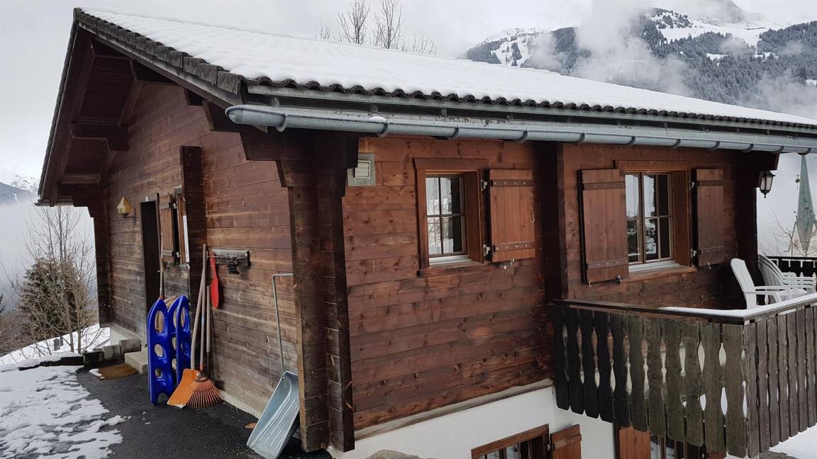 120 M² Ferienwohnung ∙ 3 Schlafzimmer ∙ 8 Gäste - Parpan