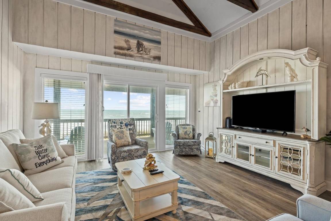 House ∙ 5 Bedrooms ∙ 13 Guests - Emerald Isle, NC