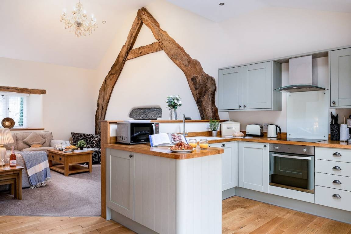 Farmhouse ∙ 2 Bedrooms ∙ 4 Guests - North Wales