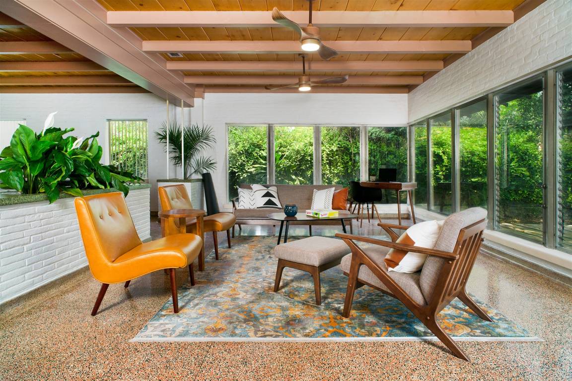 House ∙ 1 Bedroom ∙ 85 Guests - Brownsville, TX