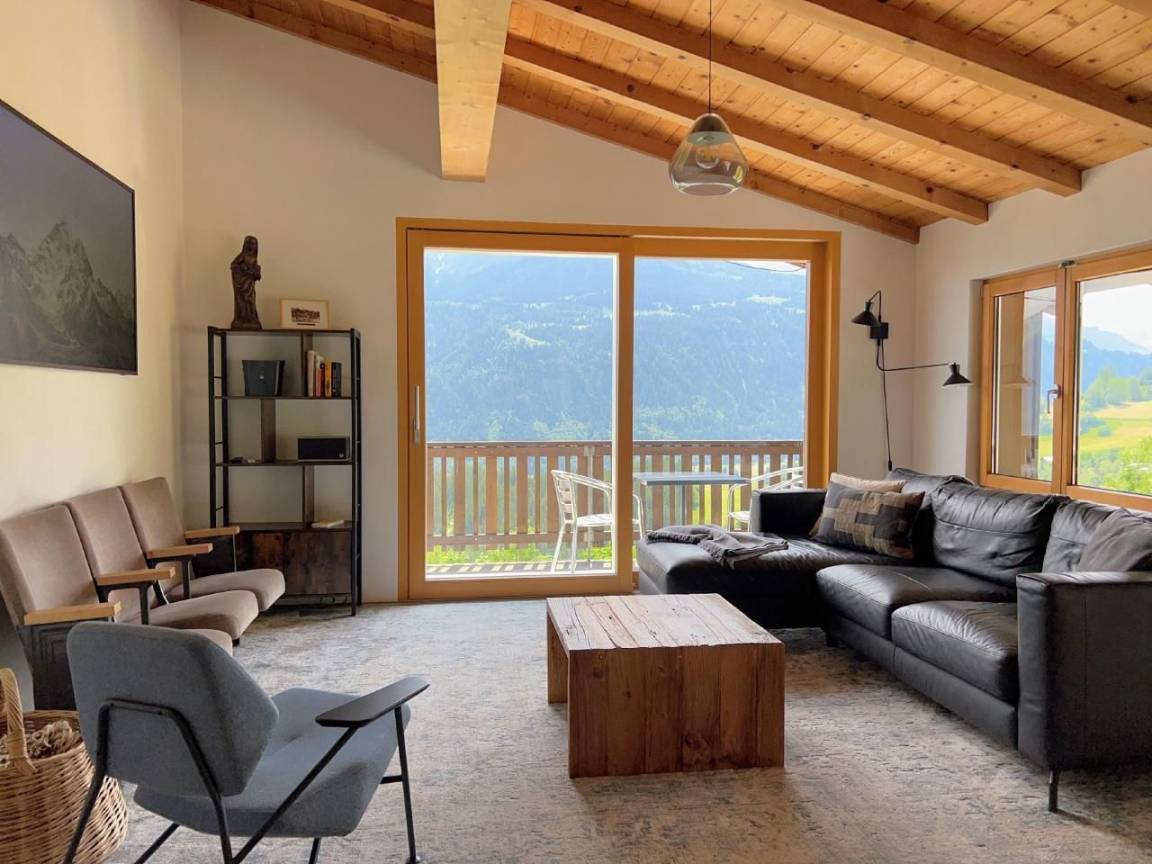 120 M² Ferienhaus ∙ 5 Schlafzimmer ∙ 10 Gäste - Flims