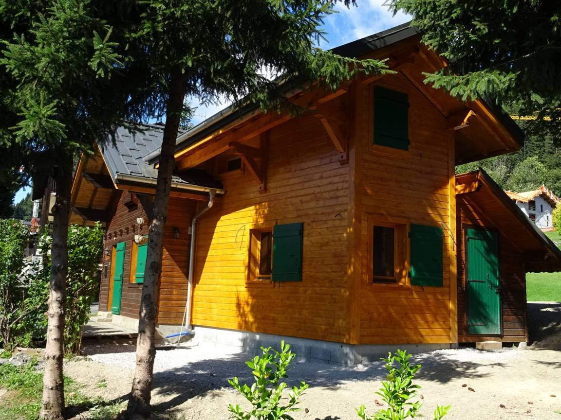 104 M² Chalet ∙ 4 Bedrooms ∙ 8 Guests - Verchaix