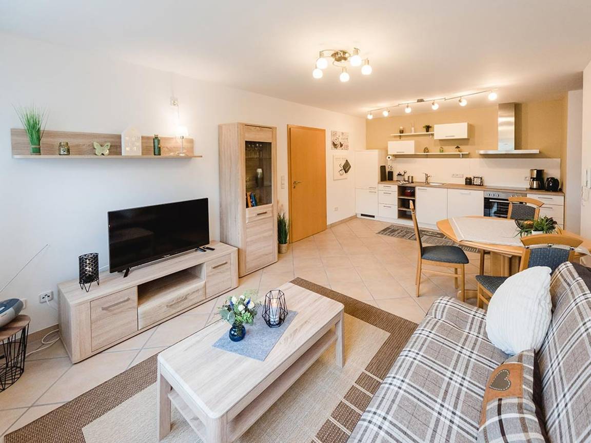 50 M² Ferienwohnung ∙ 1 Schlafzimmer ∙ 4 Gäste - Bad Orb