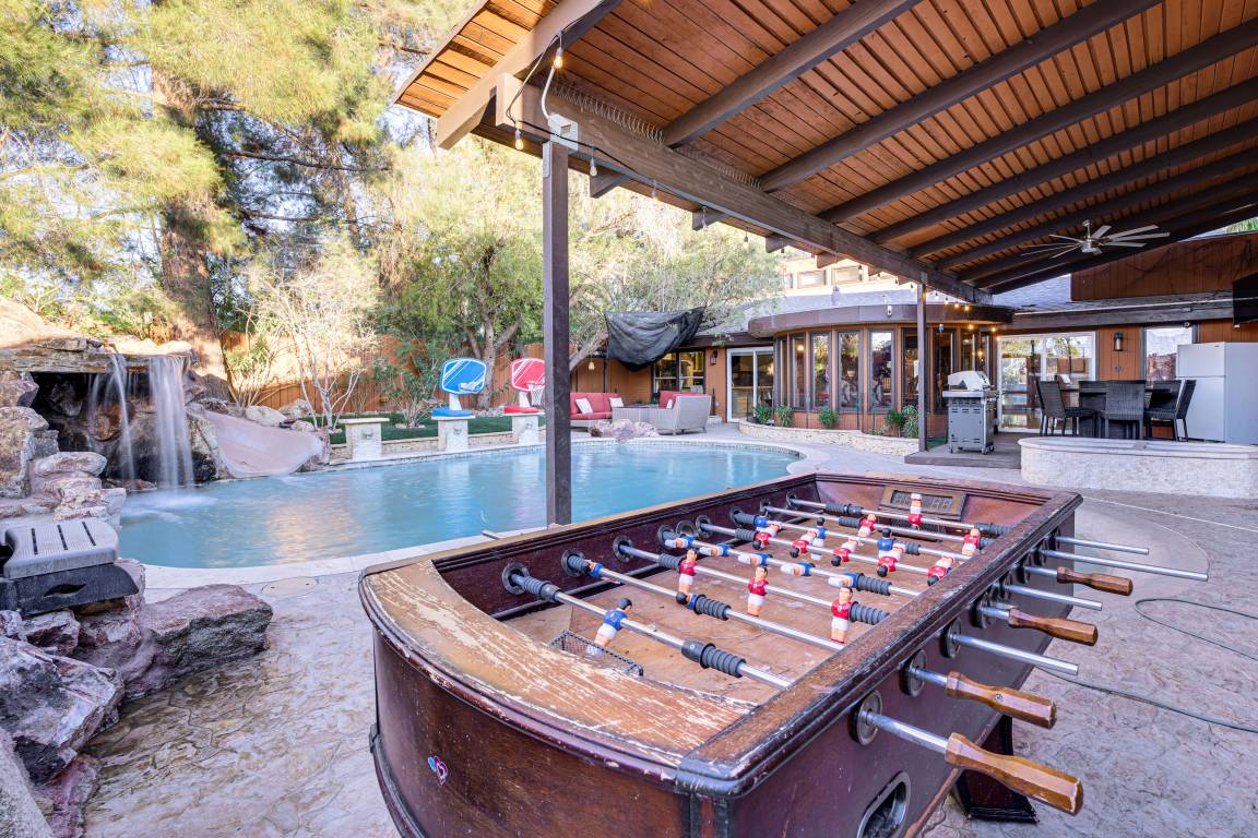 371 M² House ∙ 5 Bedrooms ∙ 14 Guests - Las Vegas, NV