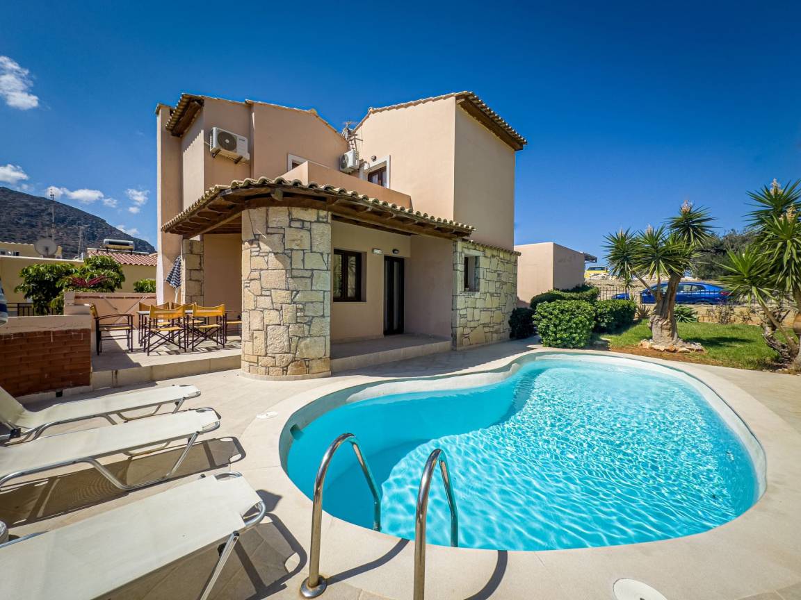 100 M² House ∙ 2 Bedrooms ∙ 4 Guests - Hersonissos