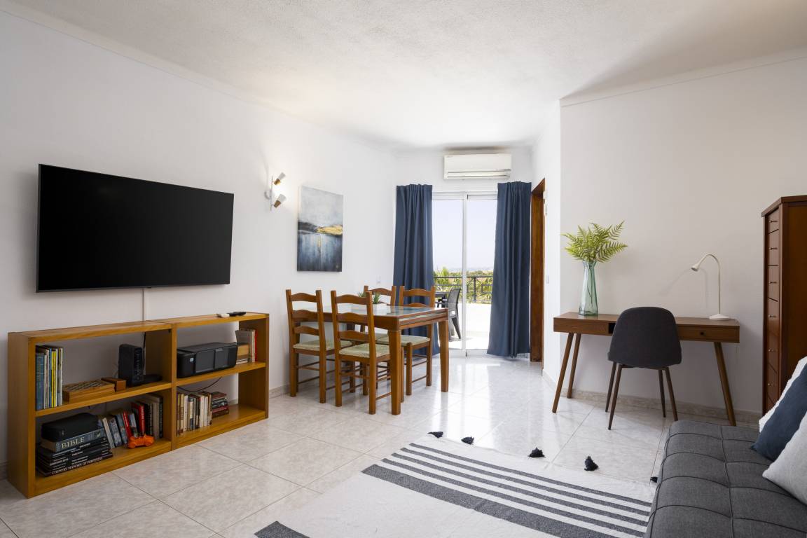 59 M² Apartment ∙ 1 Bedroom ∙ 4 Guests - Guia