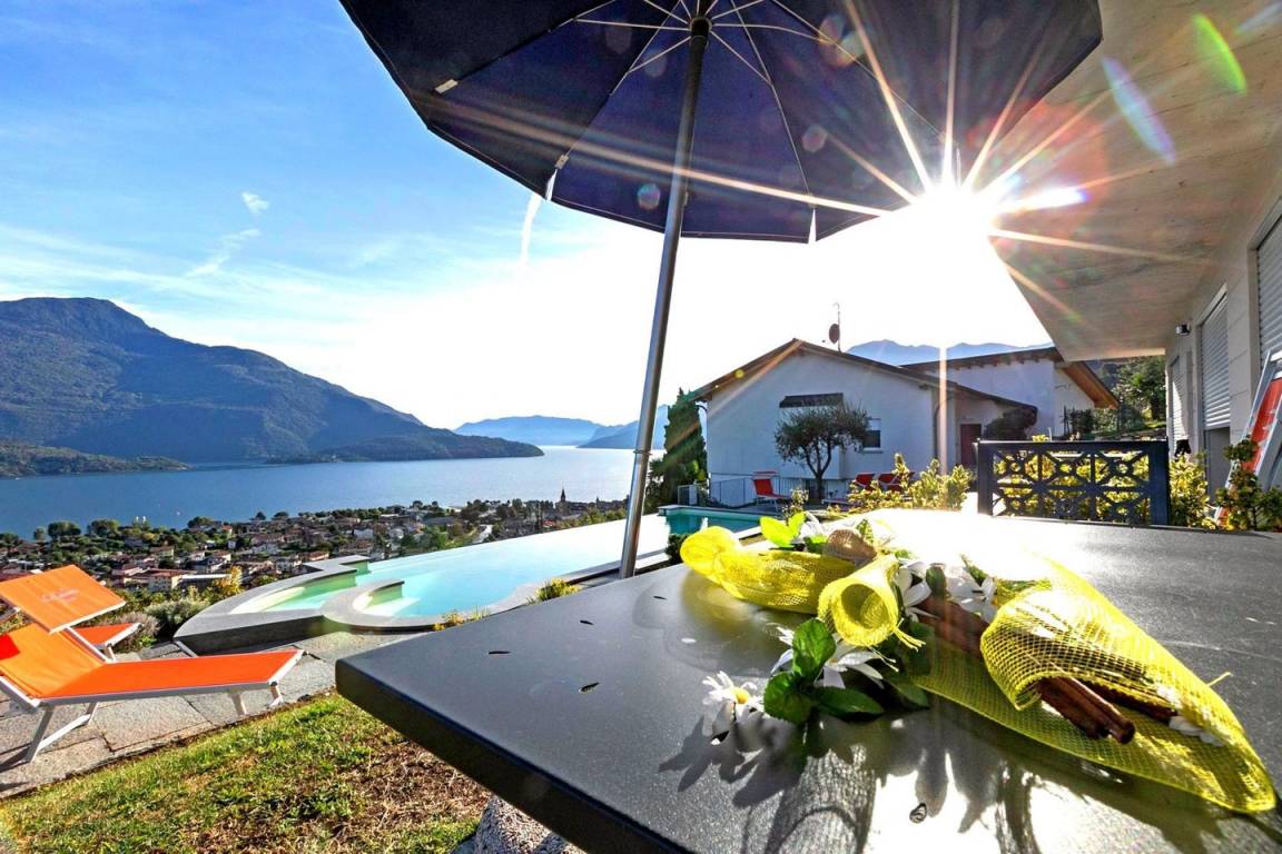 55 M² Ferienhaus ∙ 2 Schlafzimmer ∙ 6 Gäste - Colico