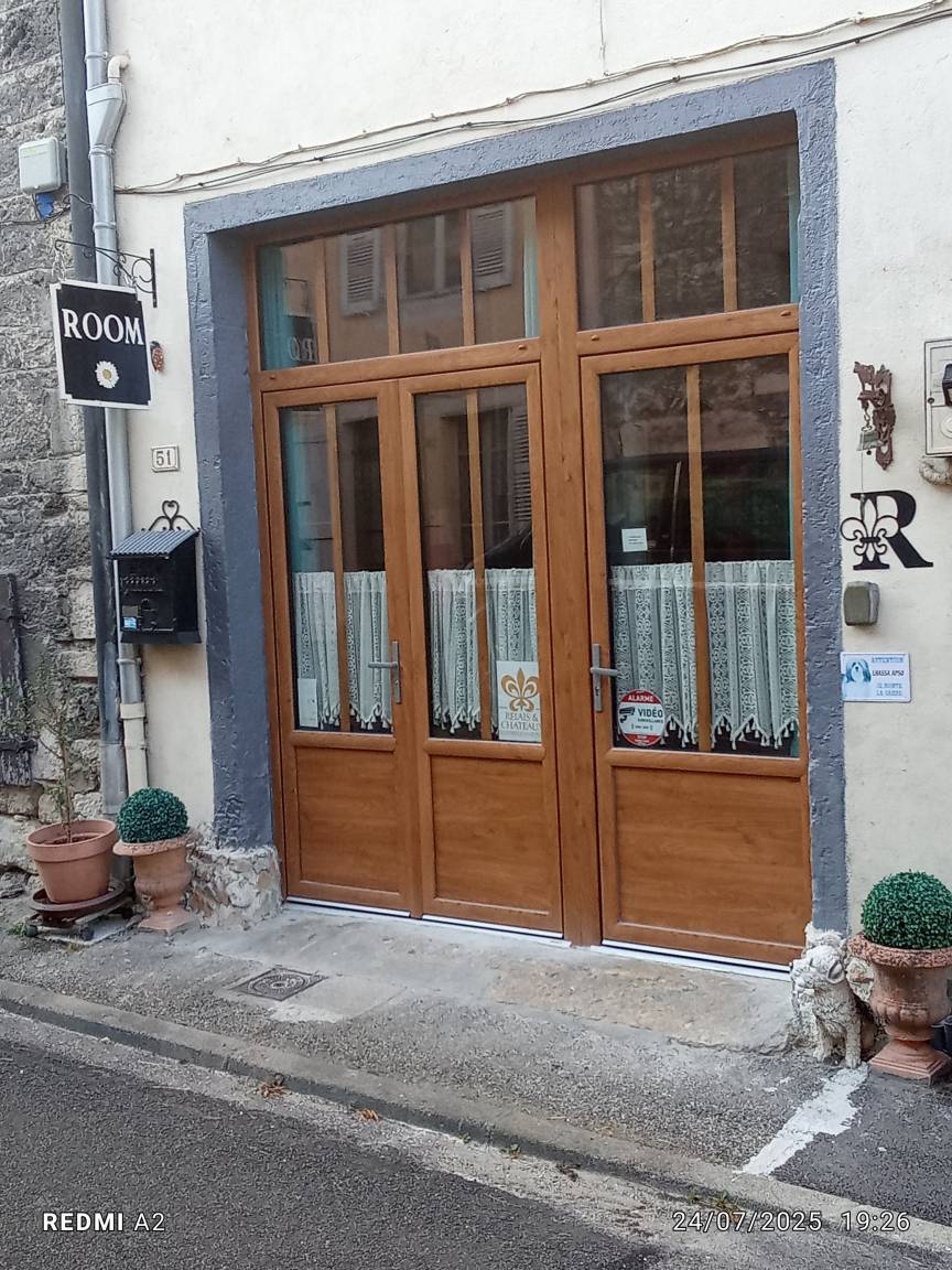 30 M² Chambre D'hôtes ∙ 1 Chambre ∙ 2 Personnes - Hauteville-Lompnes