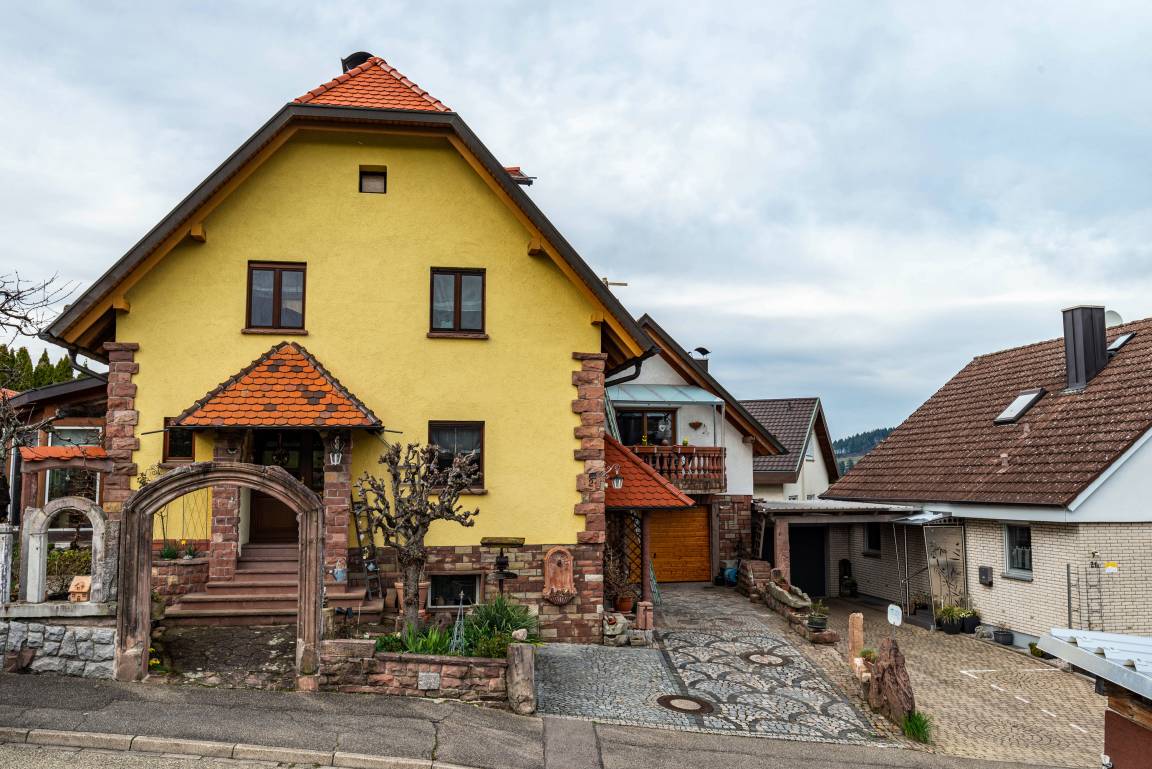 75 M² Ferienhaus ∙ 2 Schlafzimmer ∙ 4 Gäste - Sasbach