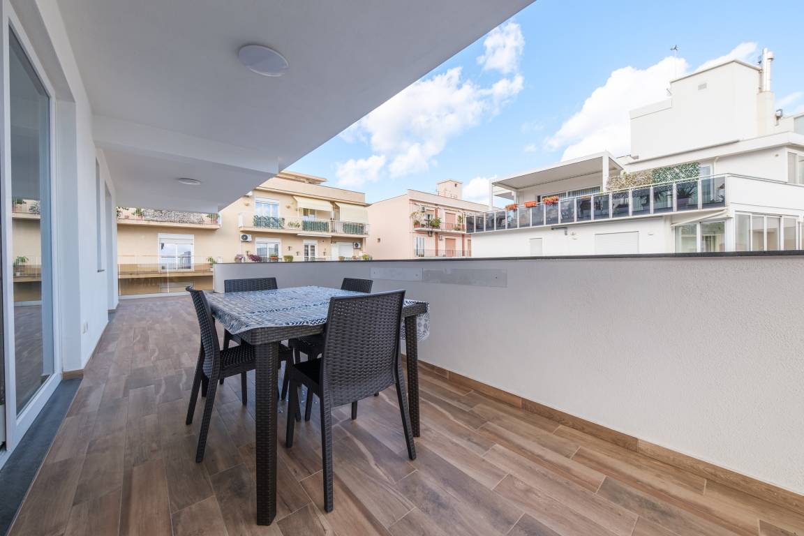 80 M² Apartment ∙ 2 Bedrooms ∙ 4 Guests - Milazzo