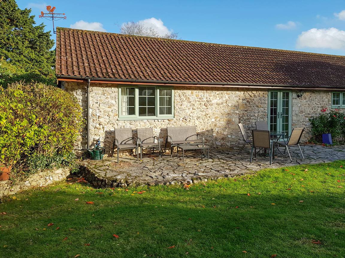 Cottage ∙ 2 Bedrooms ∙ 4 Guests - Axminster