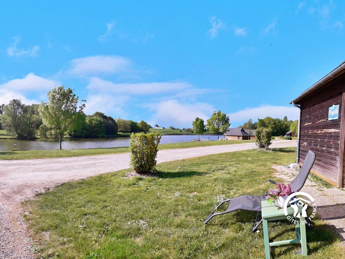 48 M² Cottage ∙ 2 Bedrooms ∙ 4 Guests - Mayenne