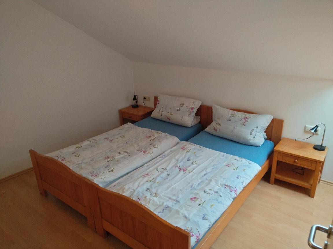 55 M² Ferienwohnung ∙ 2 Schlafzimmer ∙ 4 Gäste - Furth im Wald
