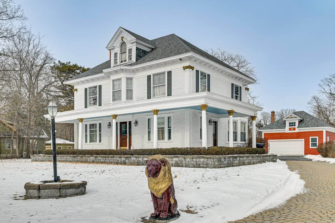 325 M² House ∙ 3 Bedrooms ∙ 8 Guests - Schenectady, NY