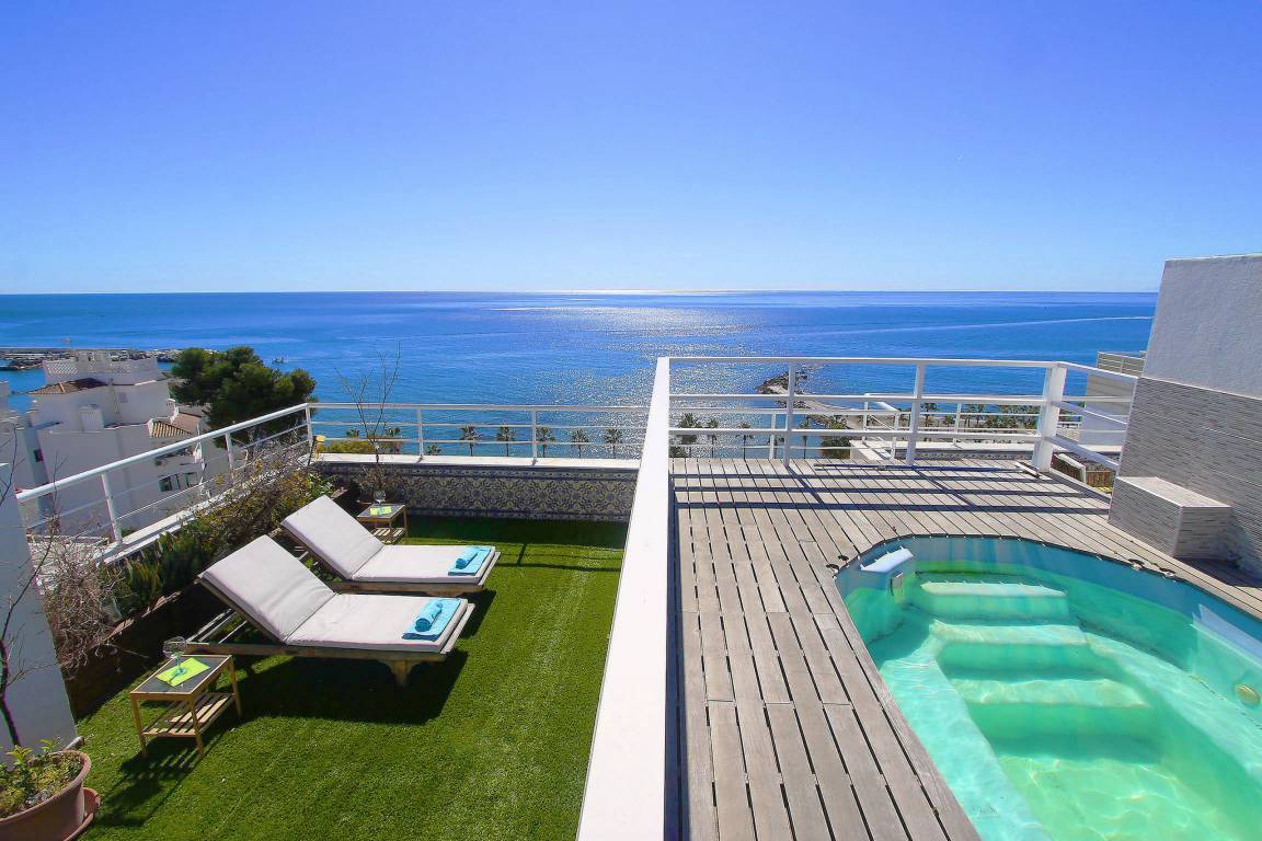 200 M² Apartment ∙ 5 Bedrooms ∙ 10 Guests - Marbella