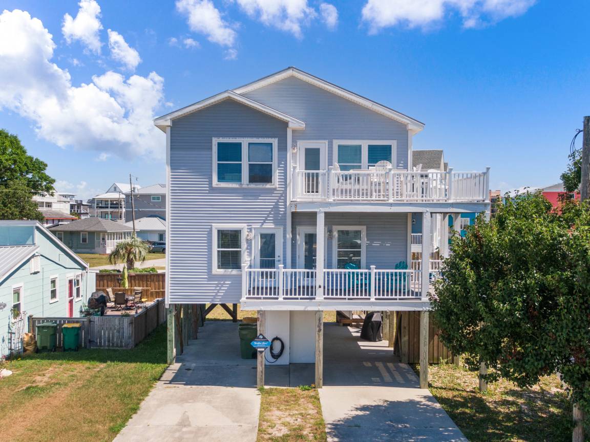 154 M² House ∙ 4 Bedrooms ∙ 8 Guests - Kure Beach, NC