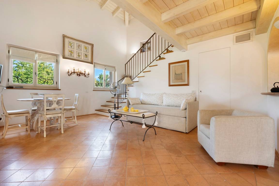 64 M² Apartamento ∙ 1 Quarto ∙ 4 Hóspedes - Gardone Riviera
