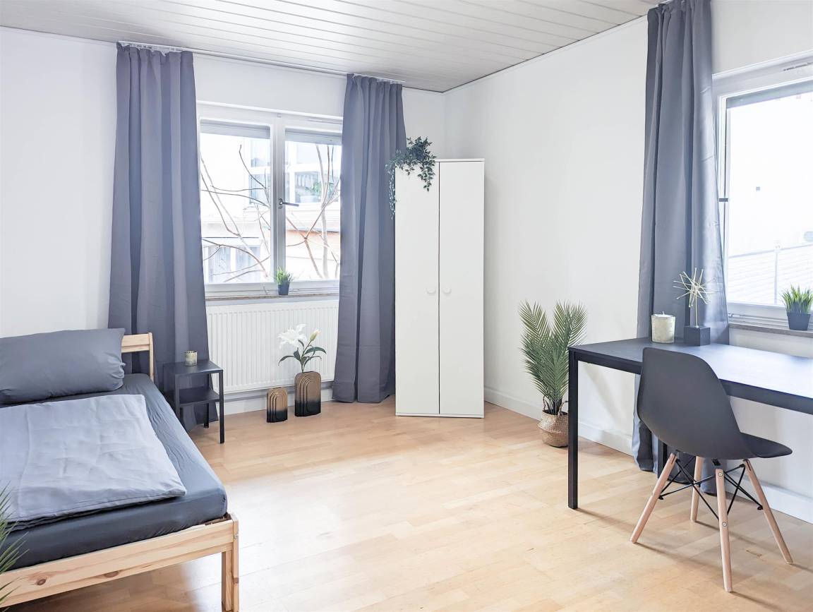 60 M² Apartment ∙ 3 Bedrooms ∙ 4 Guests - Stuttgart