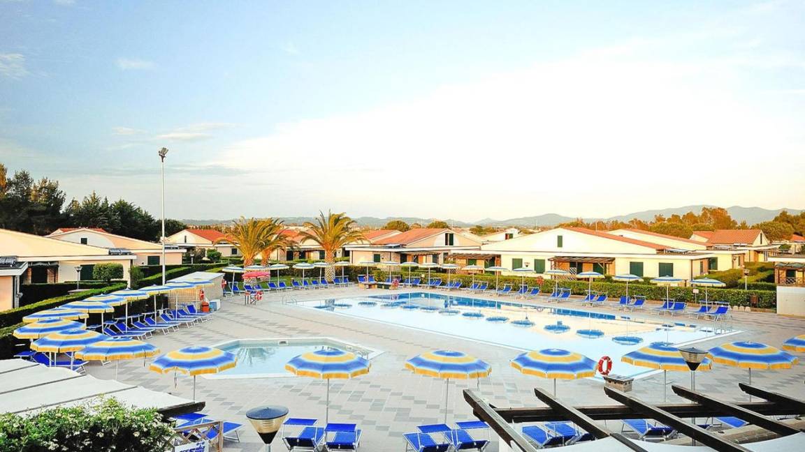 36 M² Apartment ∙ 2 Bedrooms ∙ 6 Guests - Cecina