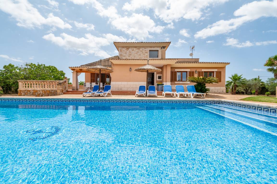 321 M² Casa De Campo ∙ 4 Habitaciones ∙ 8 Huéspedes - Baleares