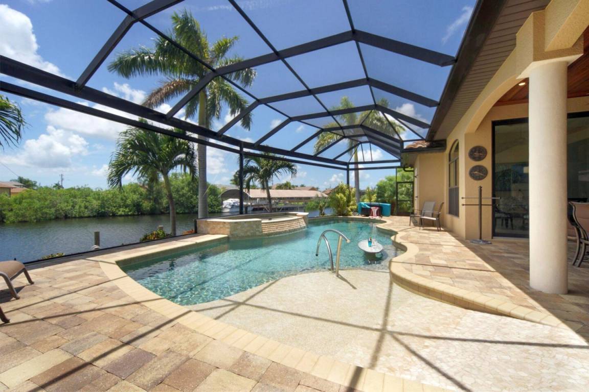 187 M² Villa ∙ 4 Bedrooms ∙ 8 Guests - Cape Coral, FL