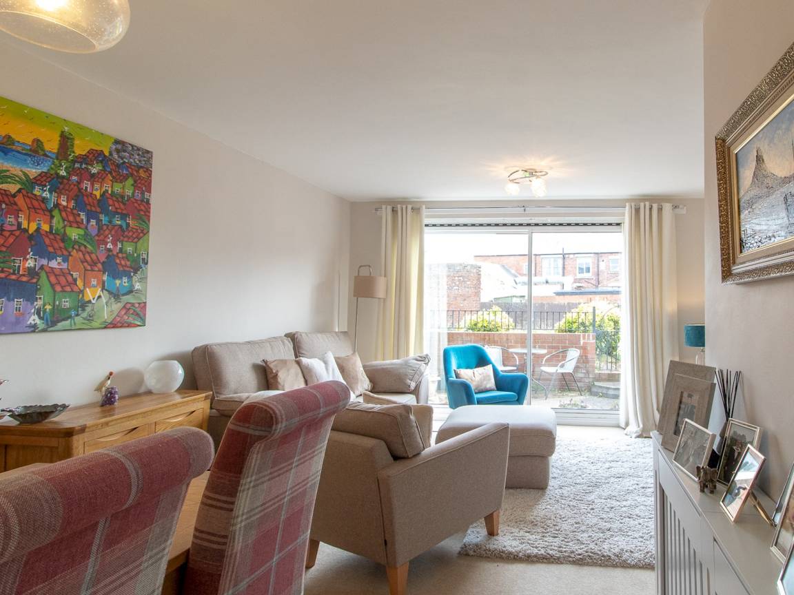 93 M² House ∙ 2 Bedrooms ∙ 4 Guests - Tynemouth