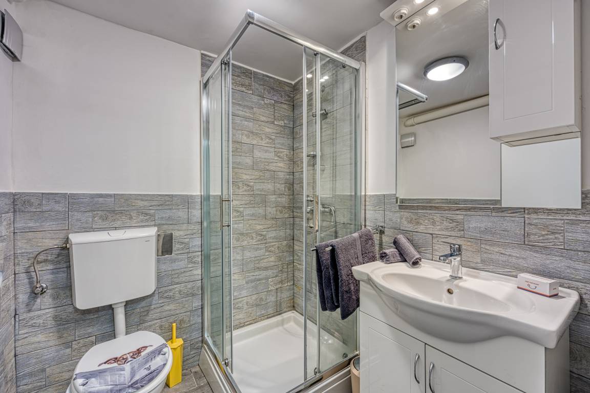 42 M² Villa ∙ 1 Bedroom ∙ 4 Guests - Zagreb