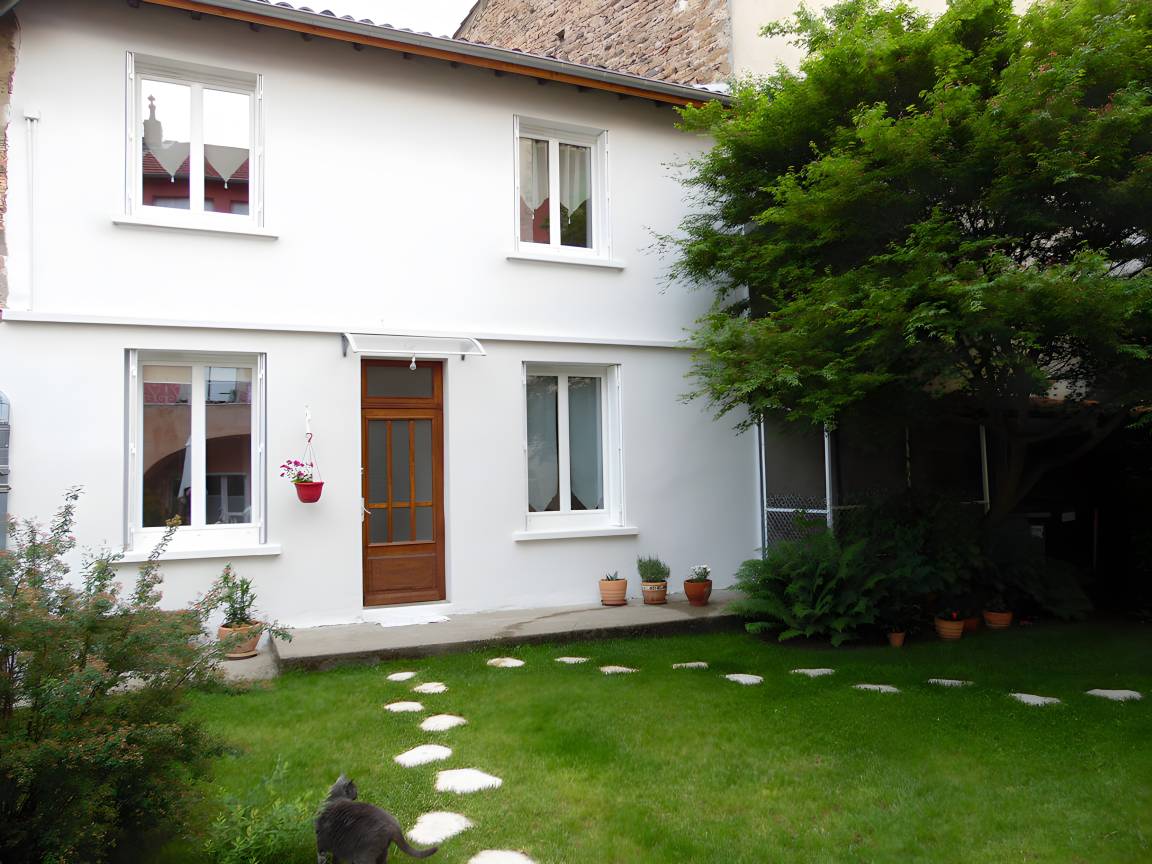 90 M² Maison De Vacances ∙ 3 Chambres ∙ 5 Personnes - Issoire
