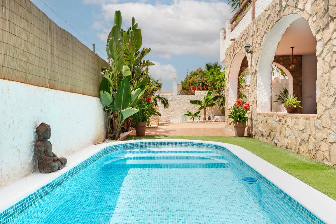 115 M² Villa ∙ 3 Habitaciones ∙ 8 Huéspedes - Águilas