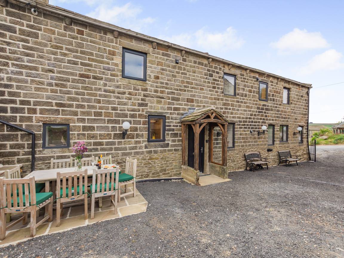 Cottage ∙ 4 Bedrooms ∙ 8 Guests - Haworth