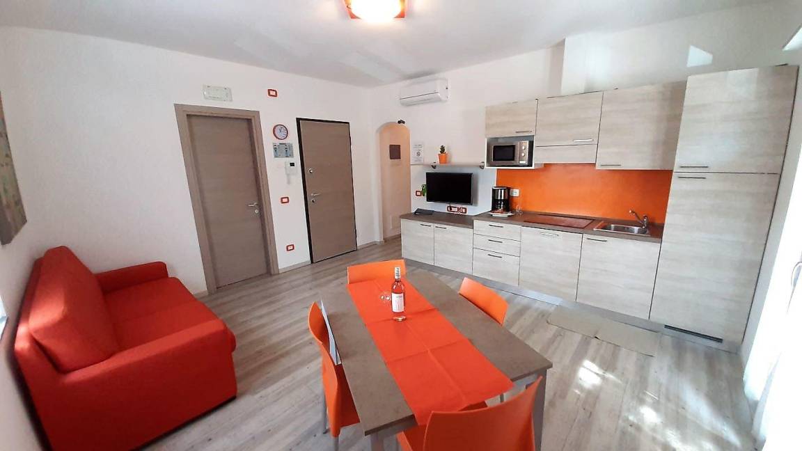 60 M² Apartment ∙ 1 Bedroom ∙ 4 Guests - Malcesine