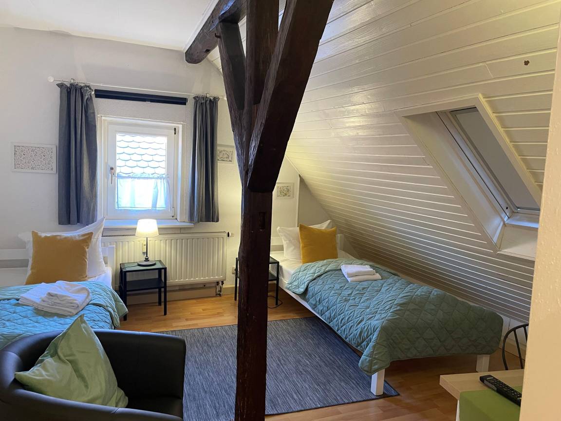 20 M² Hotel ∙ 1 Bedroom ∙ 2 Guests - Marburg